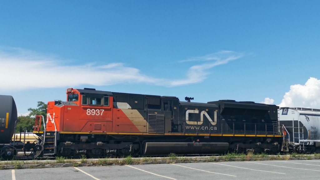 CN 8937